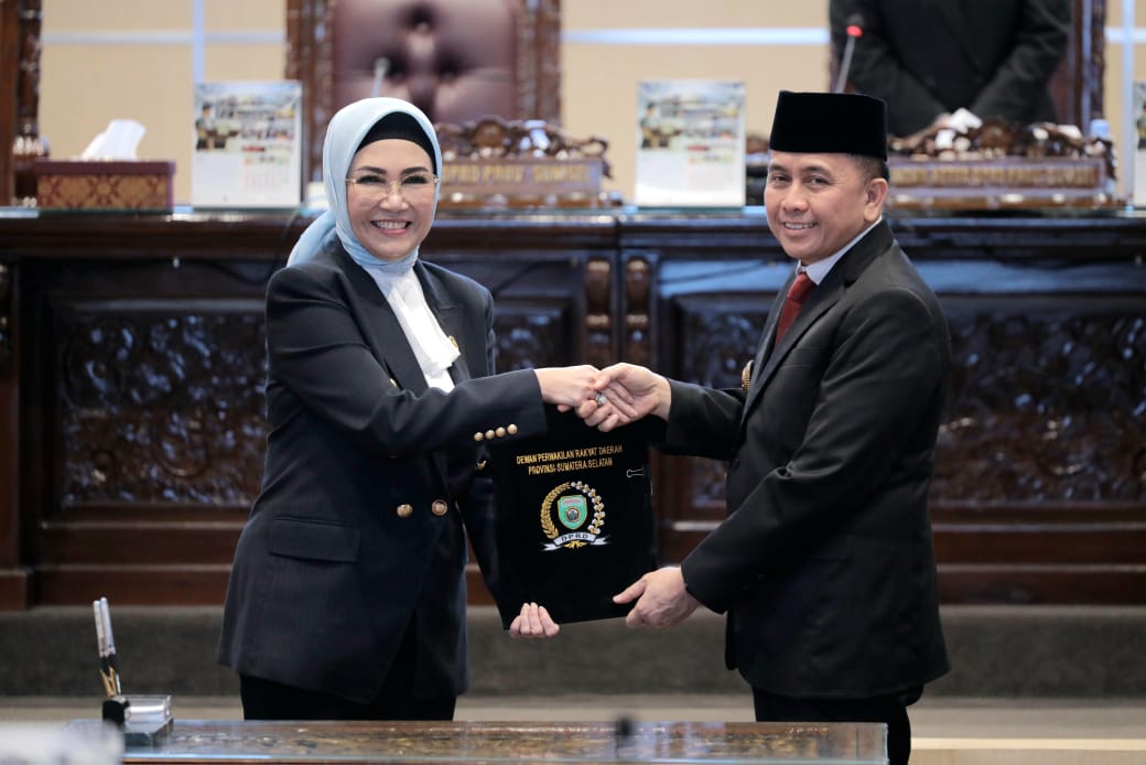 Pj Gubernur Agus Fatoni Sampaikan Enam Raperda Provinsi Sumsel - katanda.id